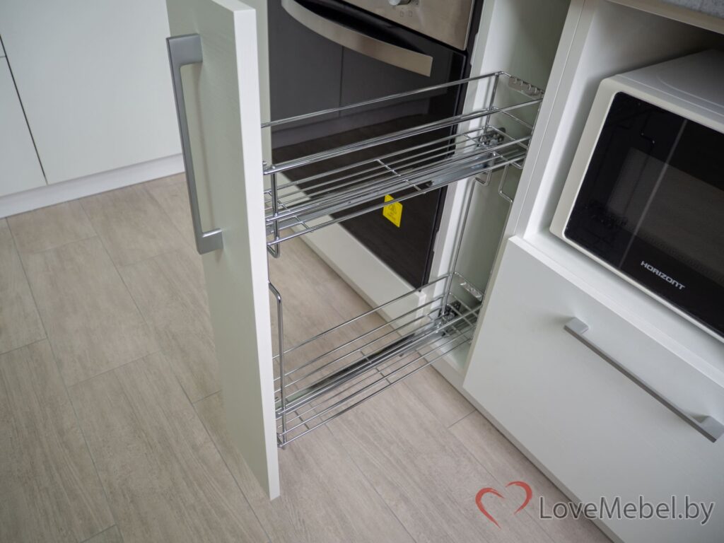 С фасадами из Эггер W1000 St19 Белый премиум кухня белая